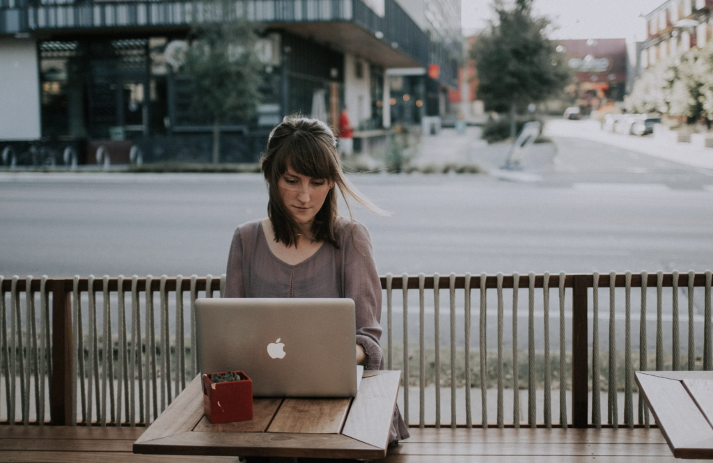 AI Revolutionizes the Classic Notepad Experience - Artificial ...